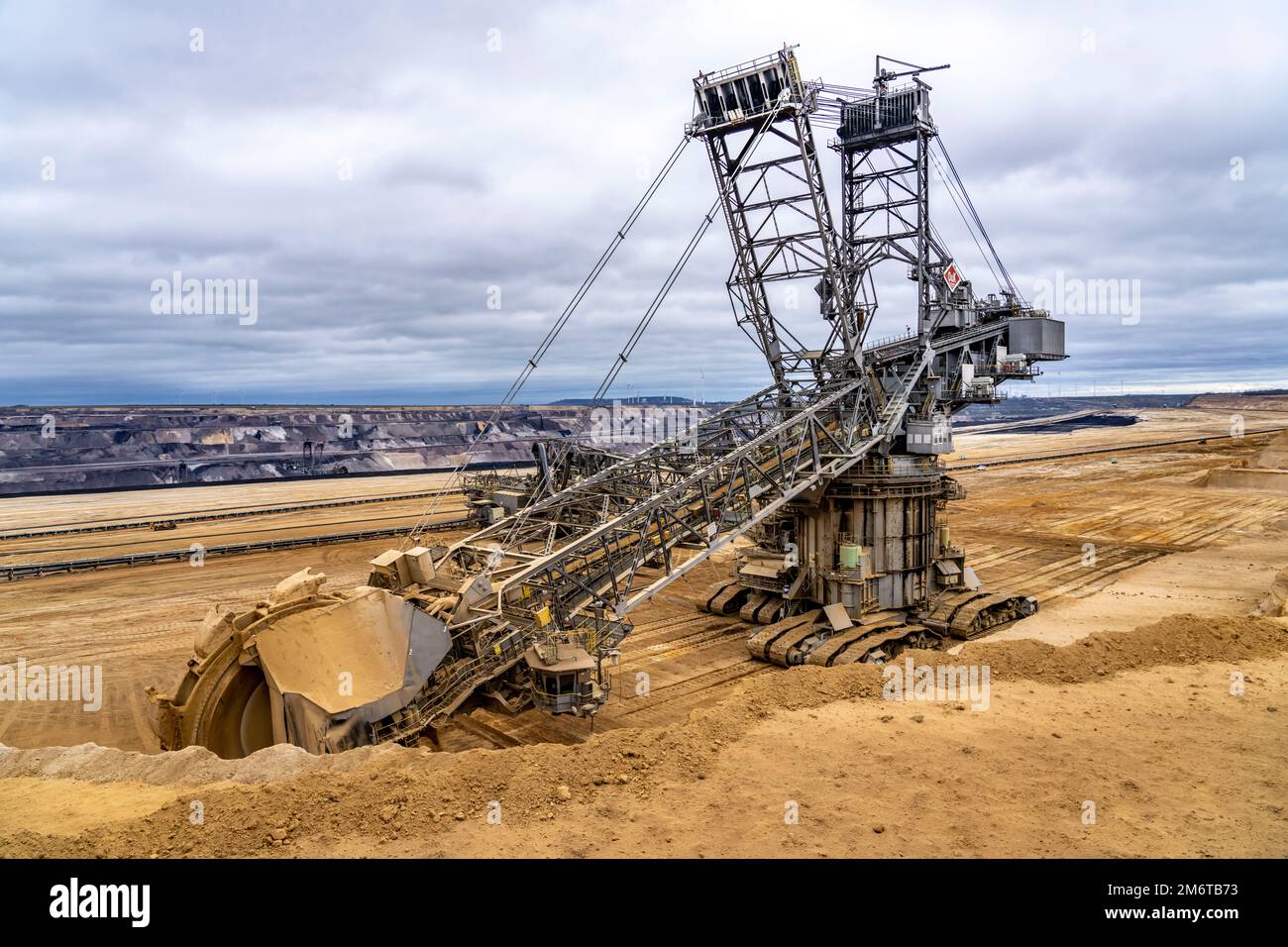 Opencast lignite mine Garzweiler 2, bucket wheel excavator 261 ...