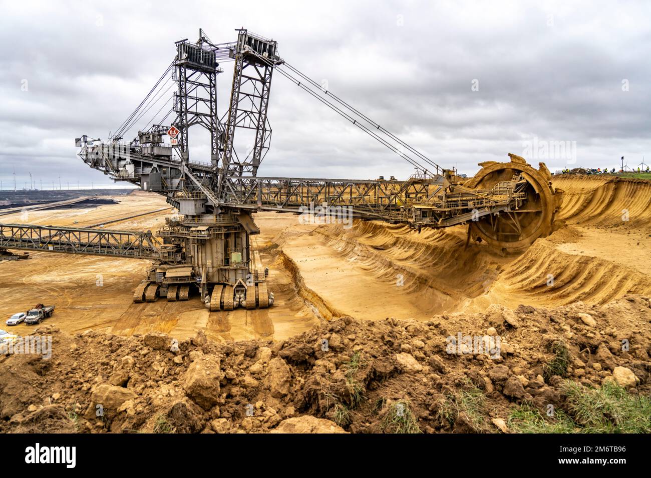 Opencast lignite mine Garzweiler 2, bucket wheel excavator 261 ...