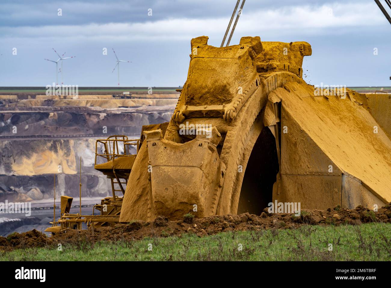 Opencast lignite mine Garzweiler 2, bucket wheel excavator 261 ...