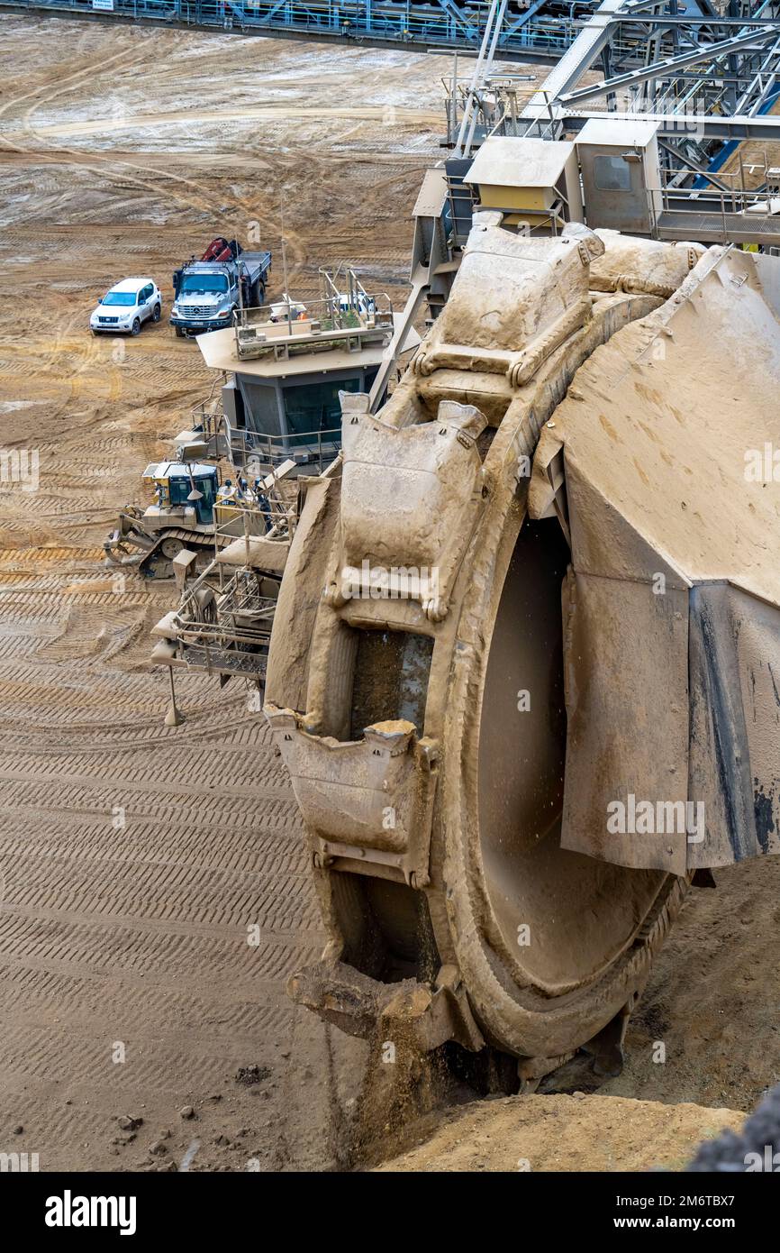 Opencast lignite mine Garzweiler 2, bucket wheel excavator 261 ...