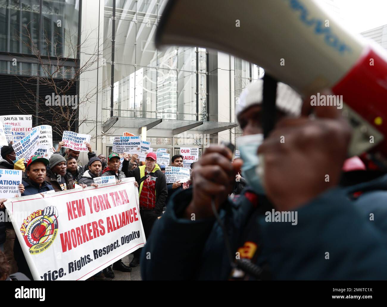 24 hour strike hi-res stock photography and images - Alamy