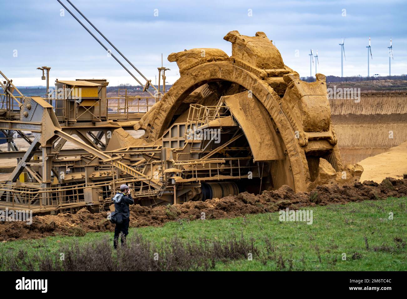 Opencast lignite mine Garzweiler 2, bucket wheel excavator 261 ...