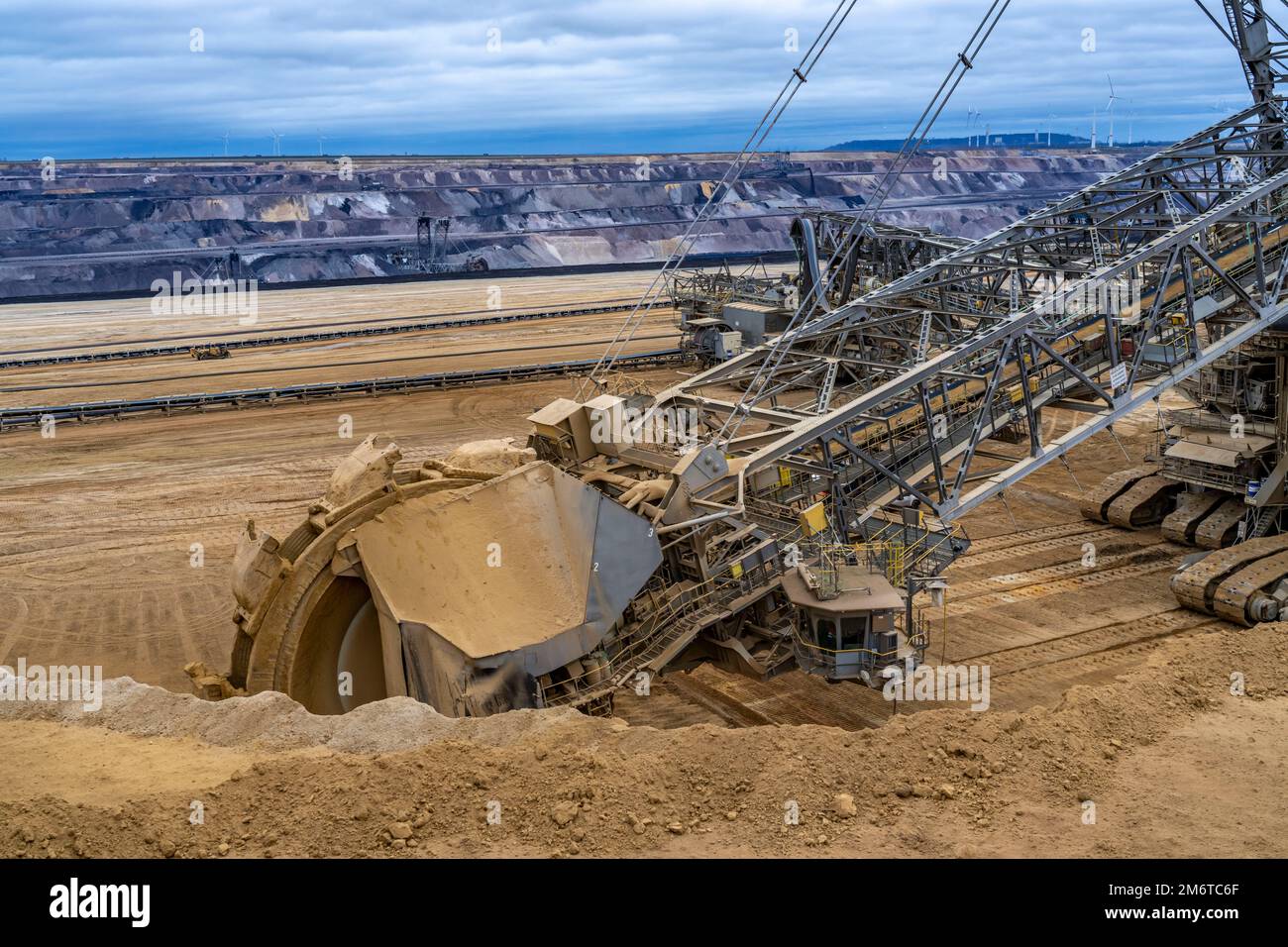 Opencast lignite mine Garzweiler 2, bucket wheel excavator 261 ...