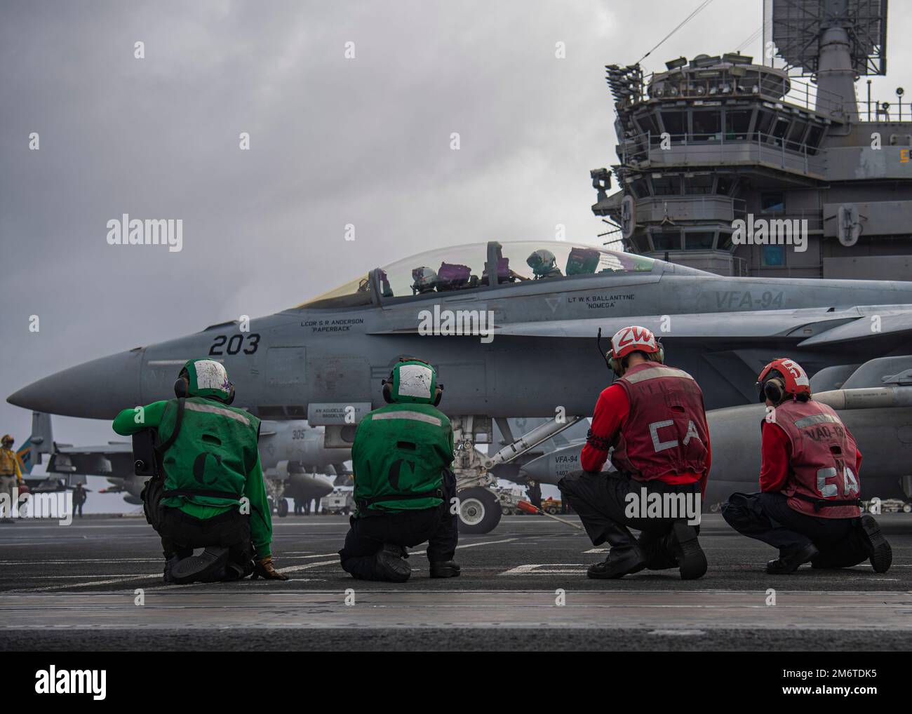 230105-N-MH015-1103 PHILIPPINE SEA (Jan. 5, 2023) An F/A-18E Super Hornet from the “Mighty ...