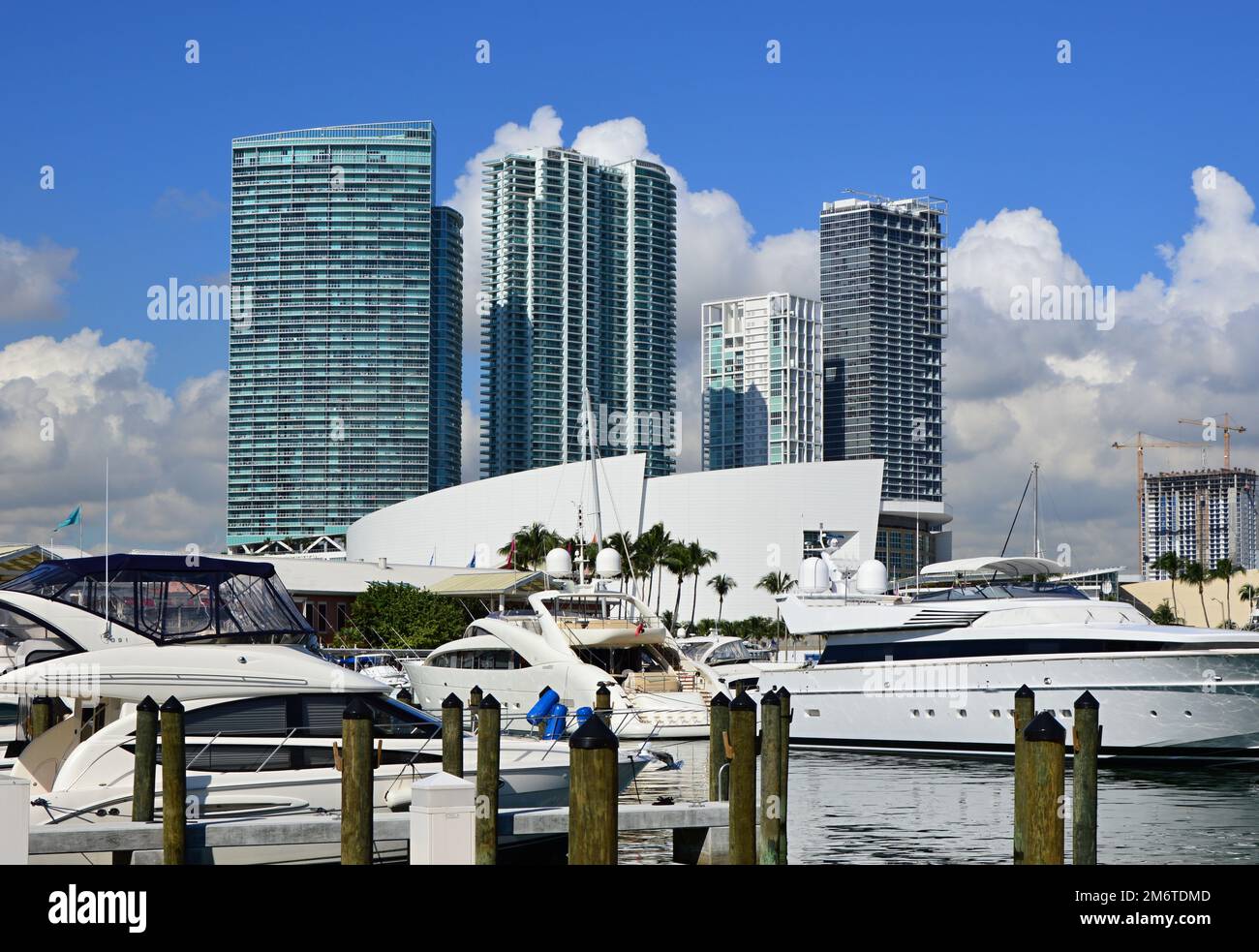 Water front house miami hi-res stock photography and images - Alamy