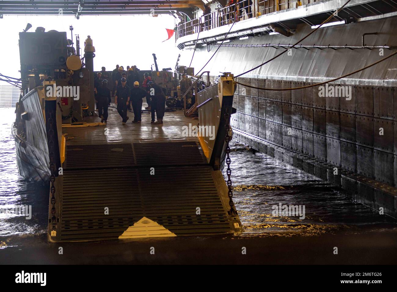 Uss bataan ramp hi-res stock photography and images - Alamy