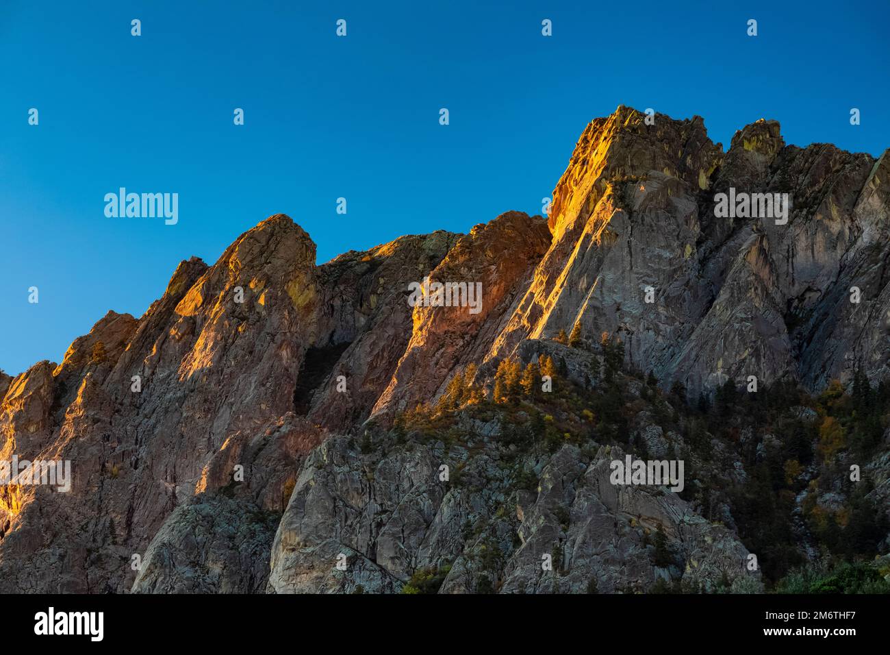 Early morning light on the needles of Organ Mountains-Desert Peaks ...