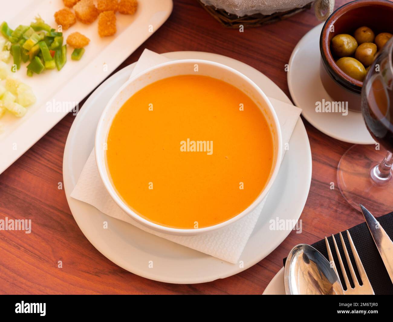 Cold Spanish soup, gaspacho, served in bowl Stock Photo - Alamy