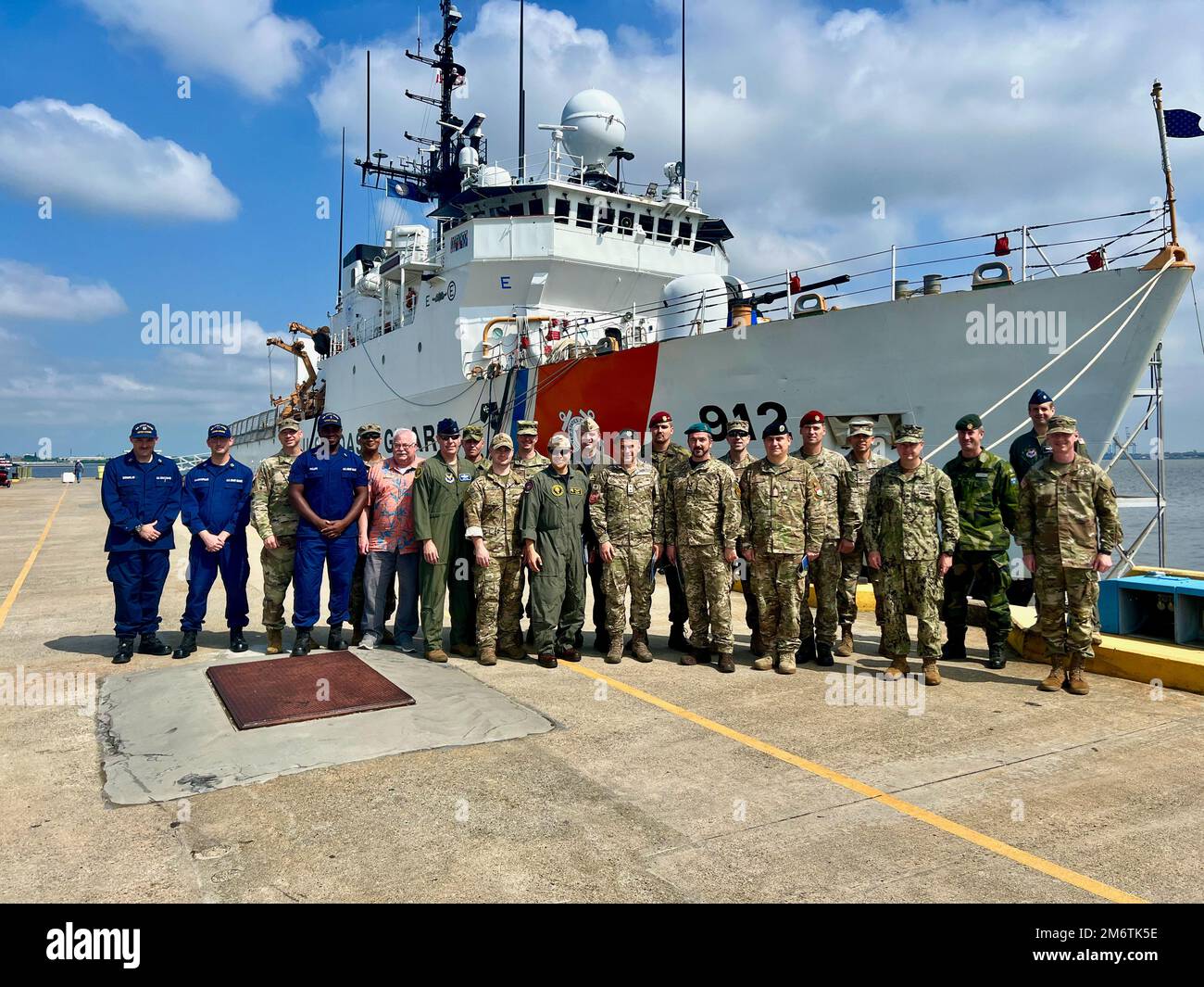 Jwasp hi-res stock photography and images - Alamy