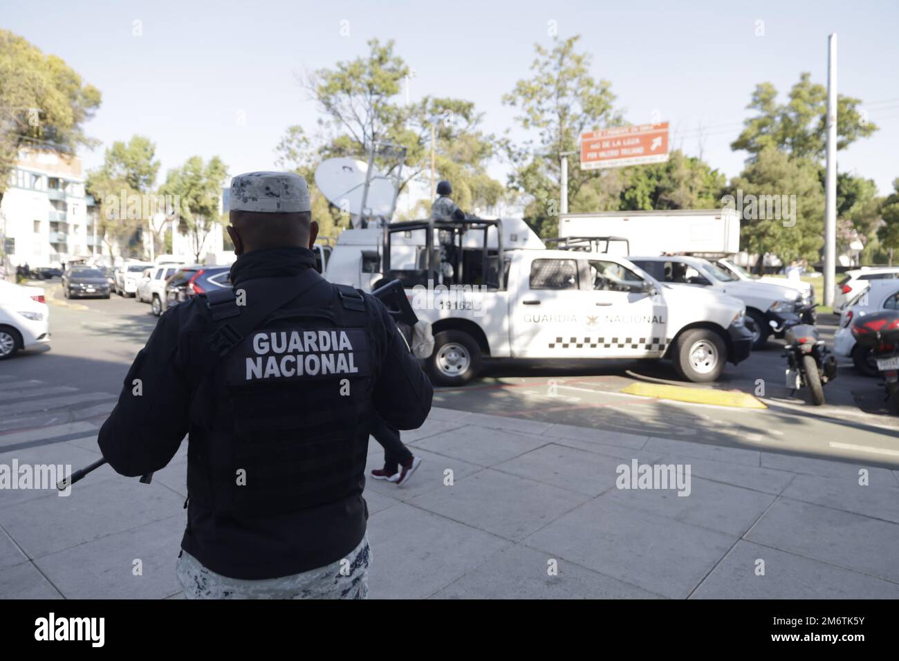 Mexico City, Mexico. 5th Jan, 2023. Members of the National Guard guard ...