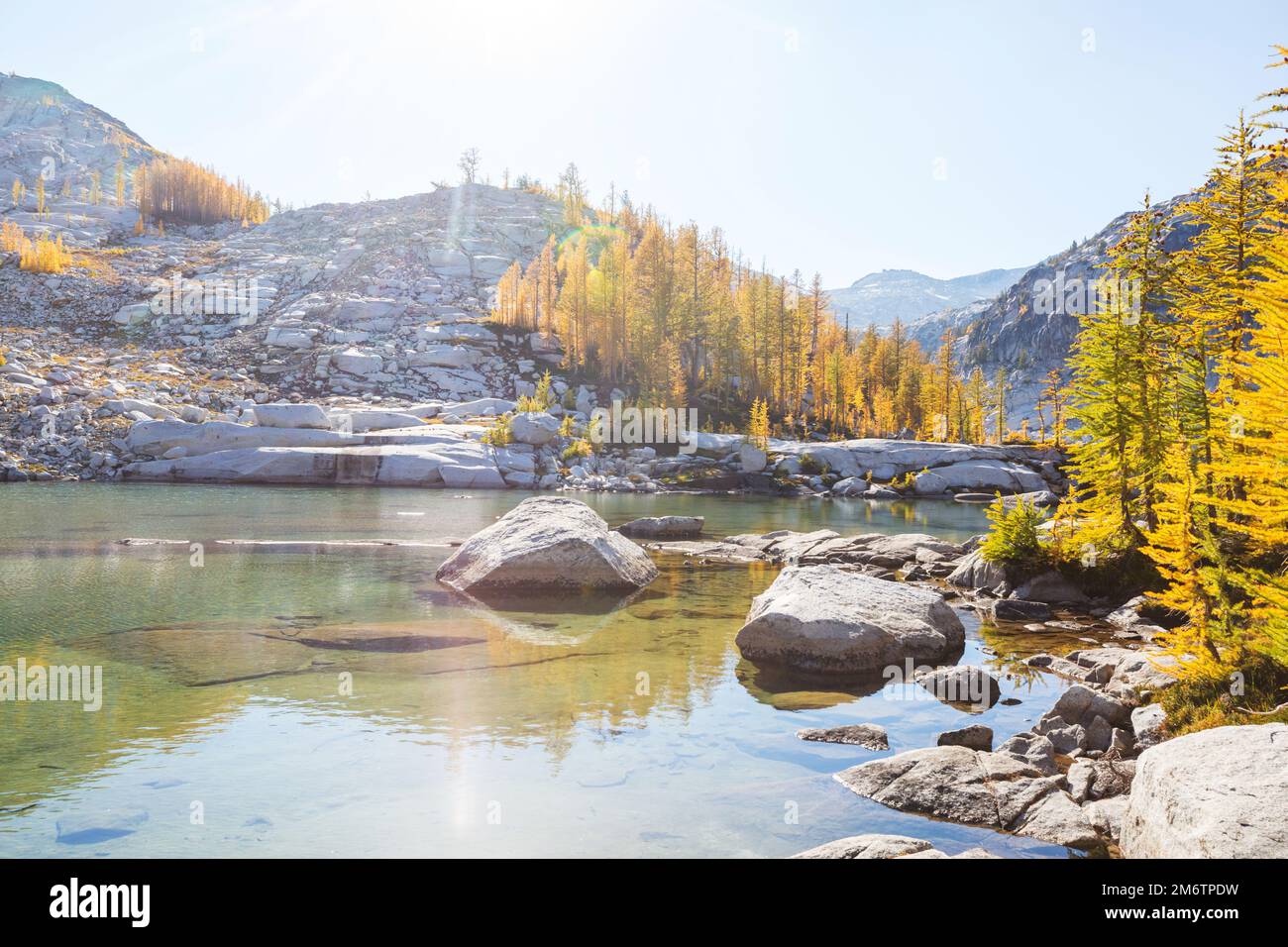 Enchantments and hiking hi-res stock photography and images - Alamy
