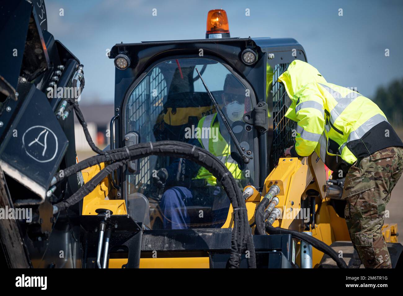 Rapid runway repair hi-res stock photography and images - Alamy