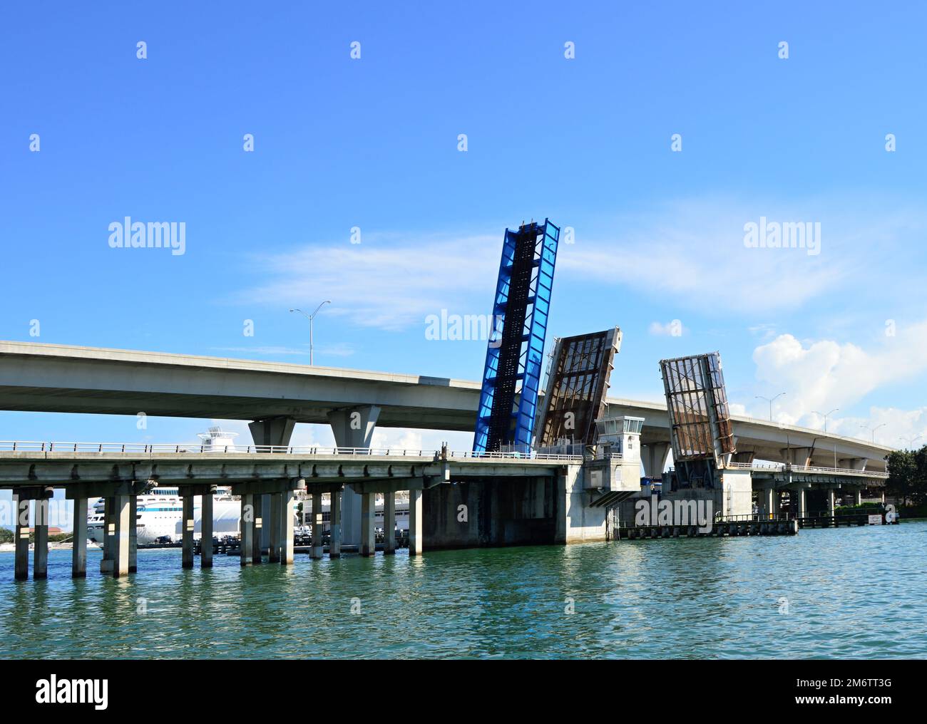 Bridge in Miami, Florida Stock Photo - Alamy
