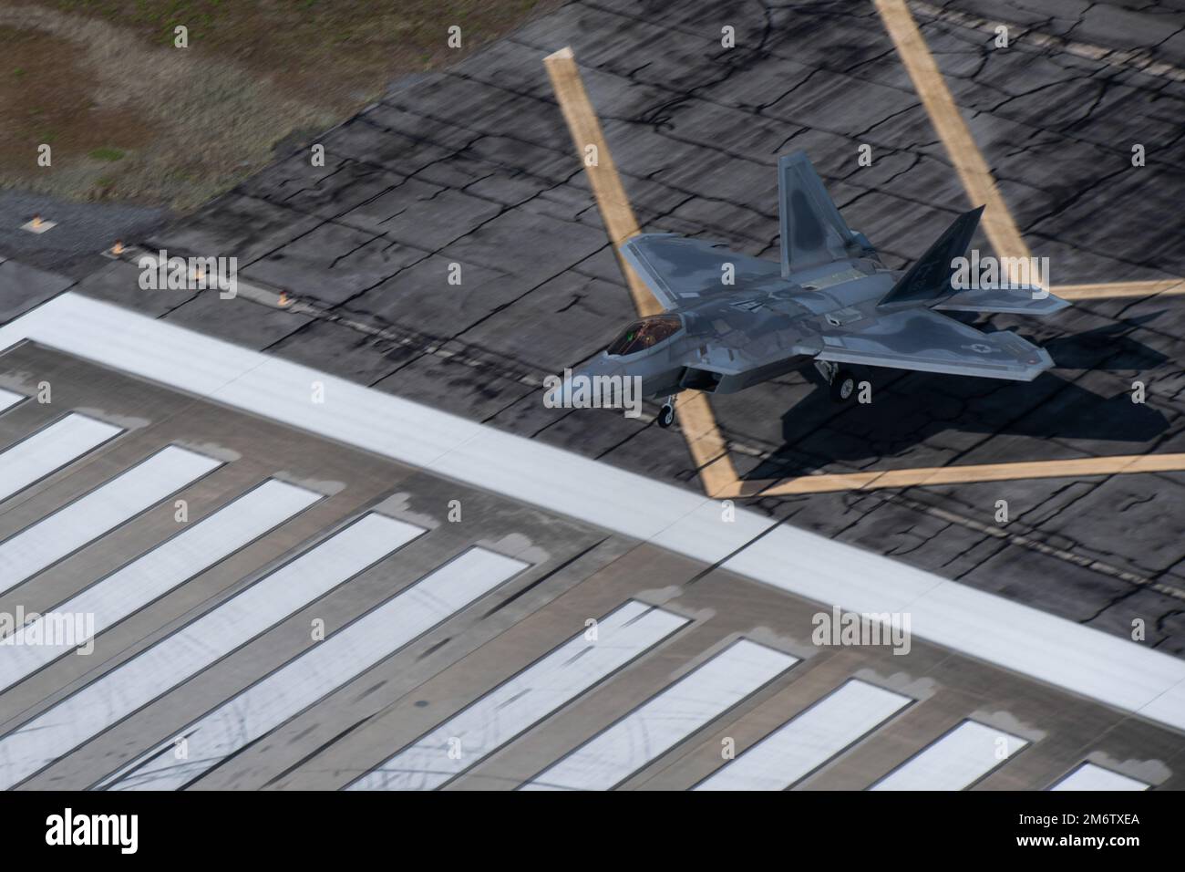 A U.S. Air Force F-22 Raptor with the 192nd Fighter Wing, lands on the ...