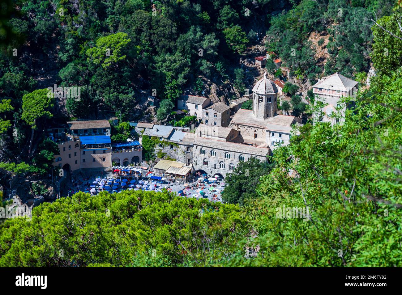 Ancient abbey panoramic view hi-res stock photography and images - Alamy