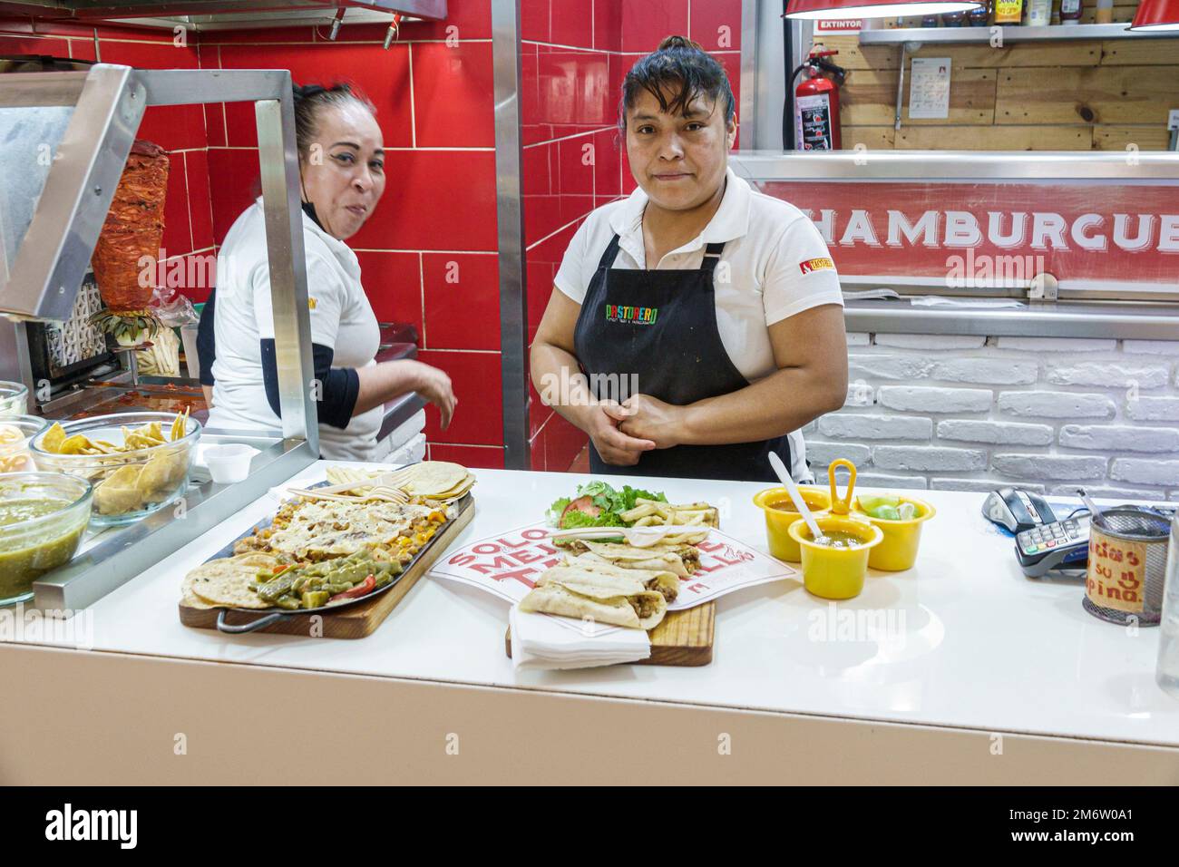 Food court taco beef hi-res stock photography and images - Alamy