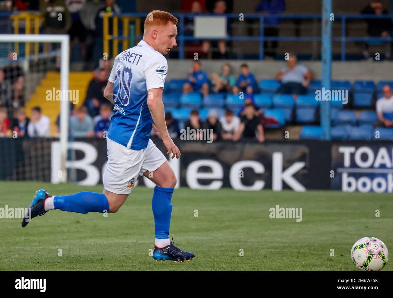 Robbie garrett glenavon 2022 hi-res stock photography and images - Alamy
