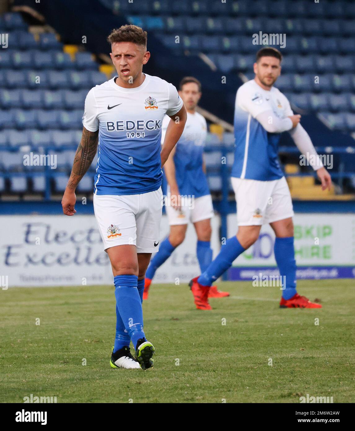 Snoddy glenavon player hi-res stock photography and images - Alamy
