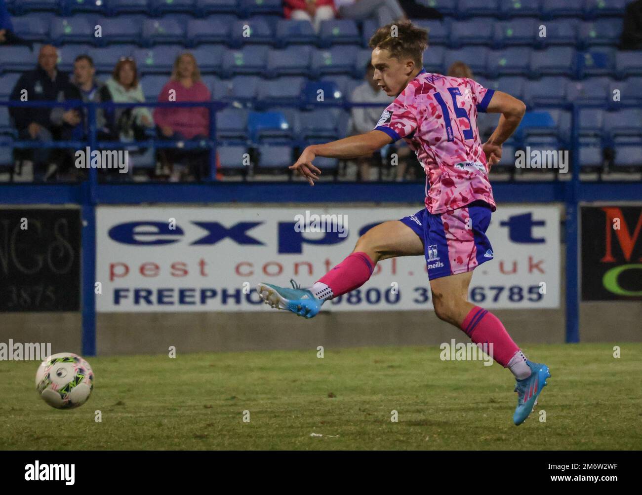 James teelan hi-res stock photography and images - Alamy