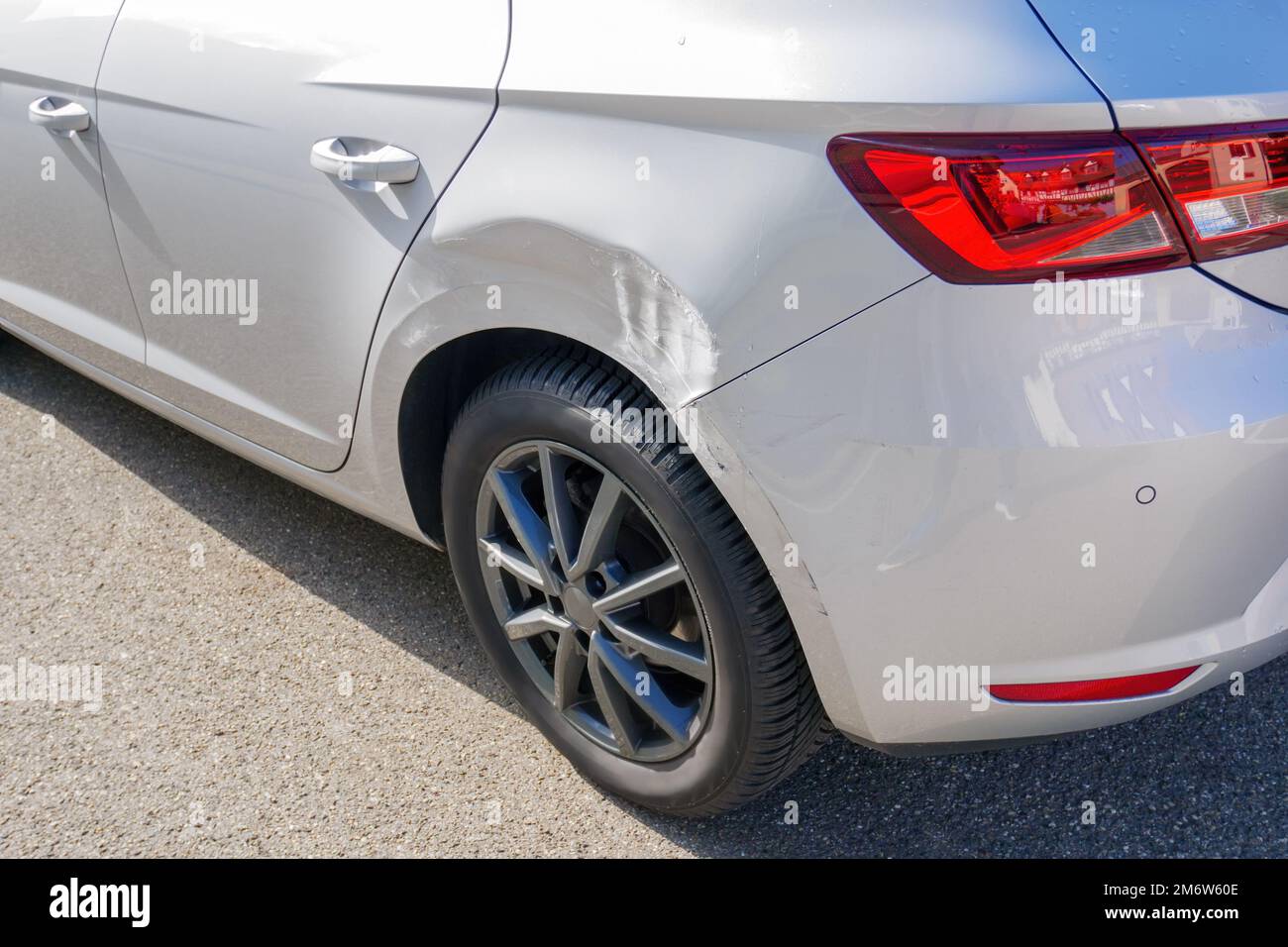 Damage to the bodywork Stock Photo - Alamy