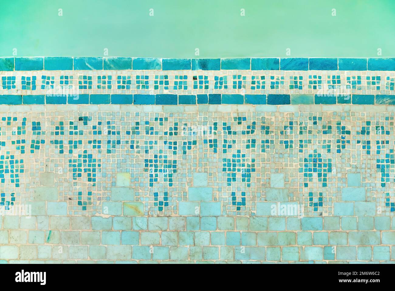 Turquoise tile backdrop hi-res stock photography and images - Alamy