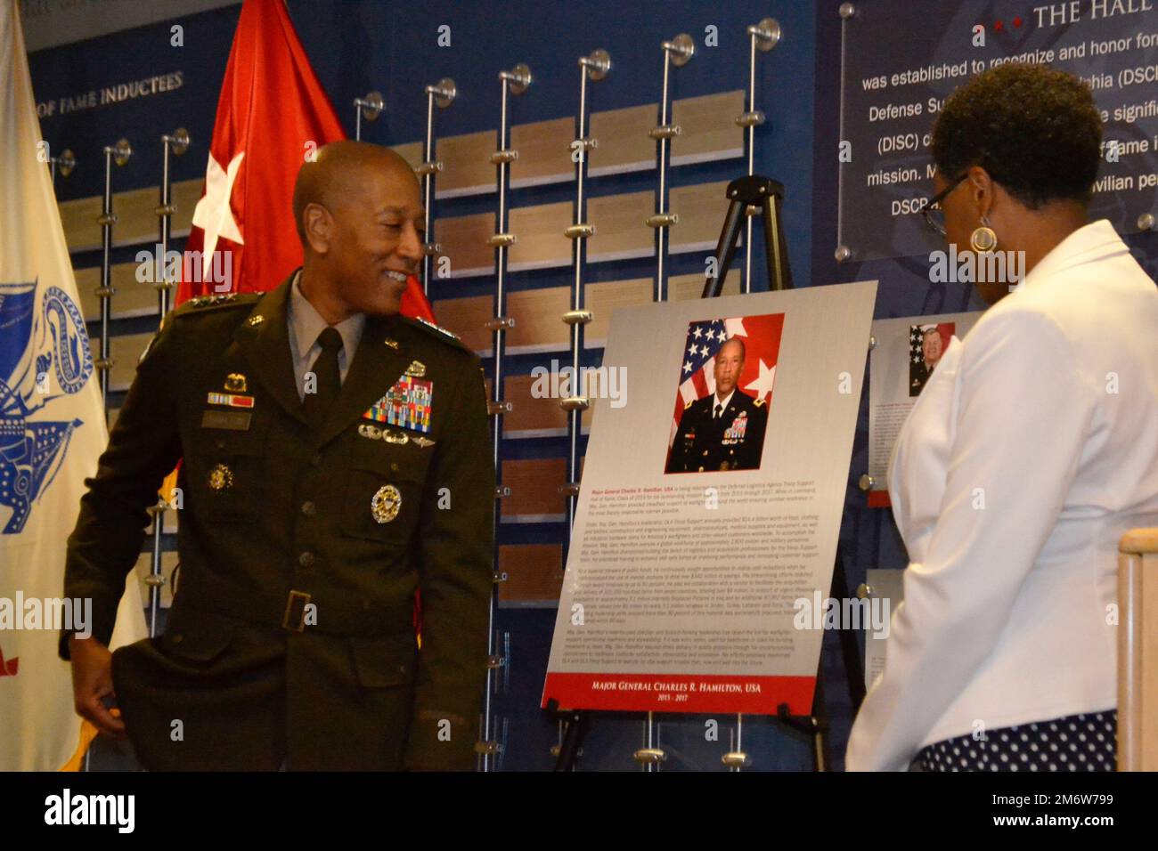 Army Lt. Gen. Charles R. Hamilton, Deputy Chief of Staff of Army ...