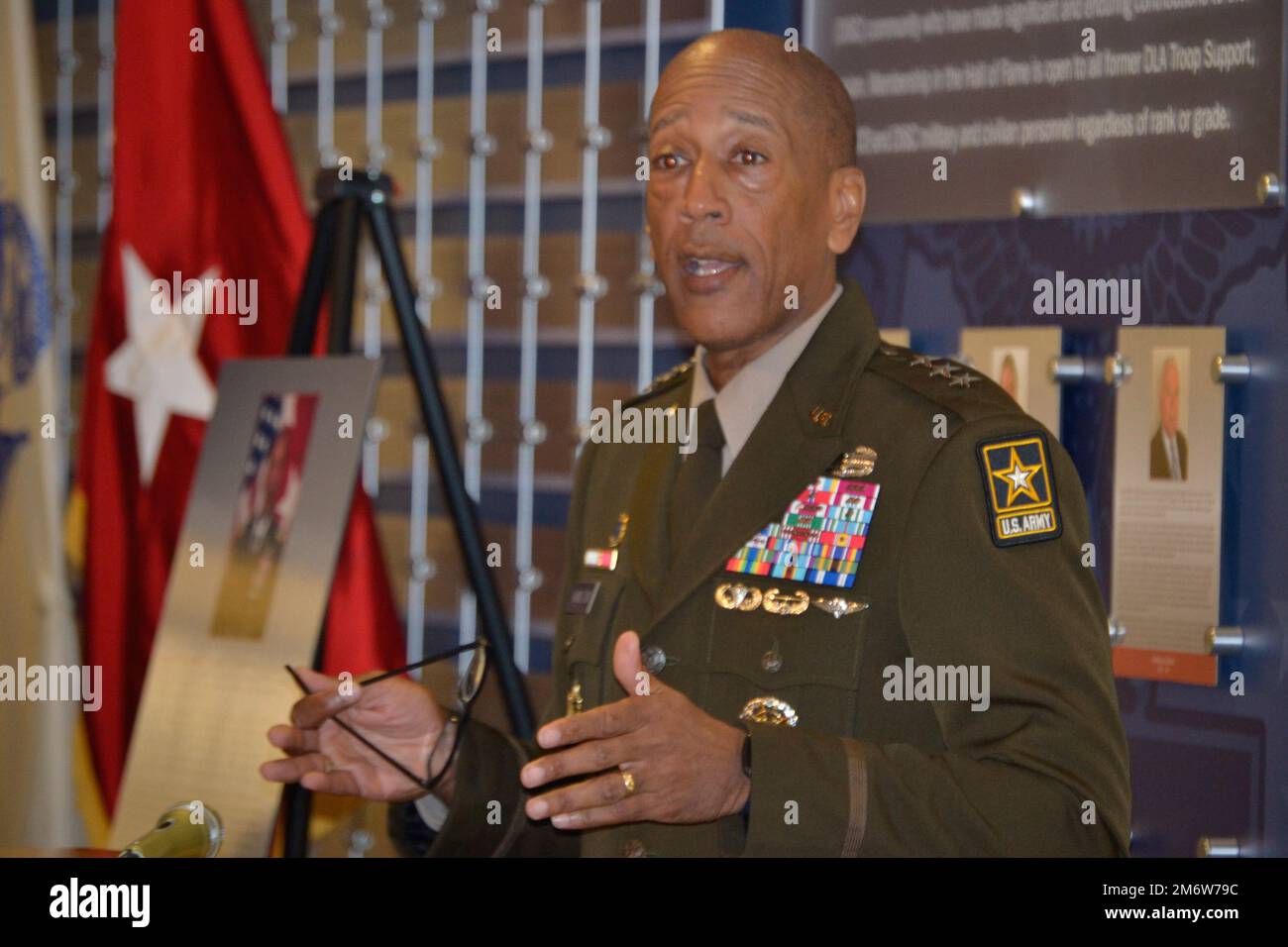 Dla troop support hi-res stock photography and images - Alamy