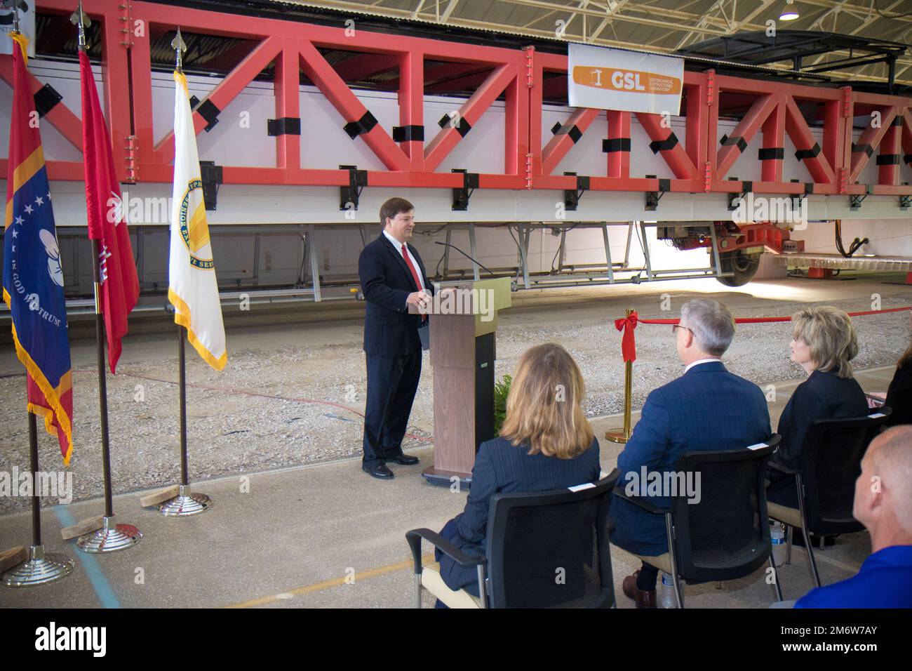 ERDC Employees and stakeholders met to celebrate the world's largest ...