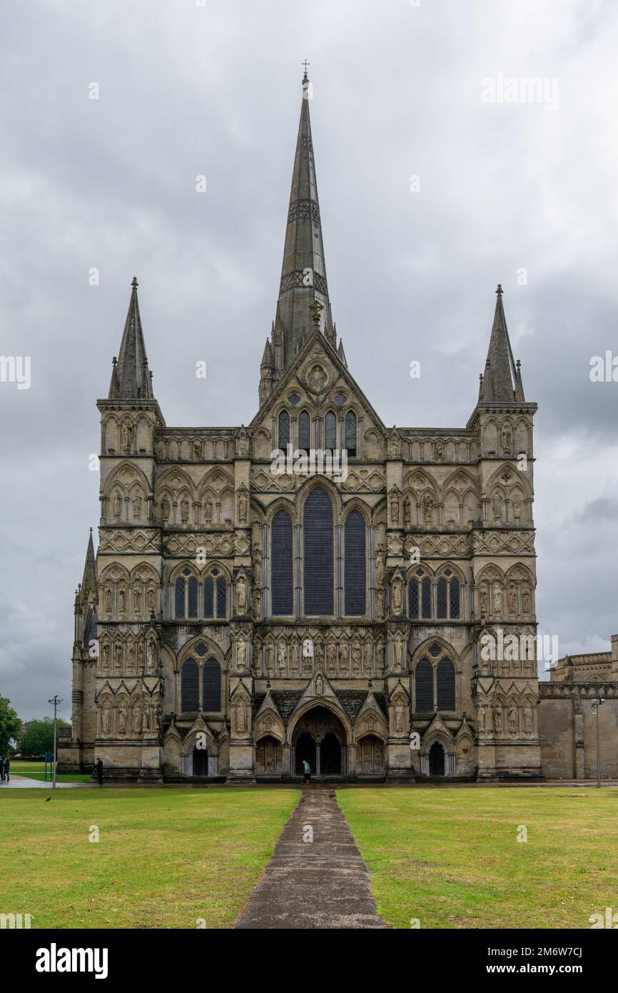 Vertical view of the exterior of the historic Salisbury Cathedral Stock ...