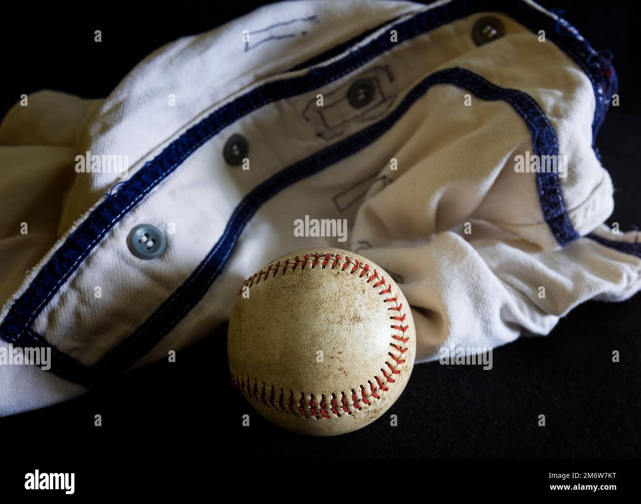 Baseball uniform hi-res stock photography and images - Alamy