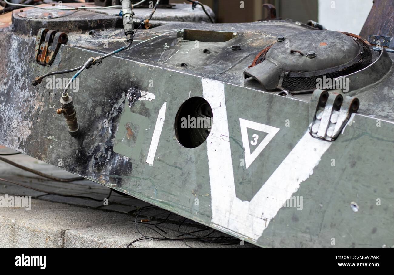 Burnt russian tanks hi-res stock photography and images - Alamy