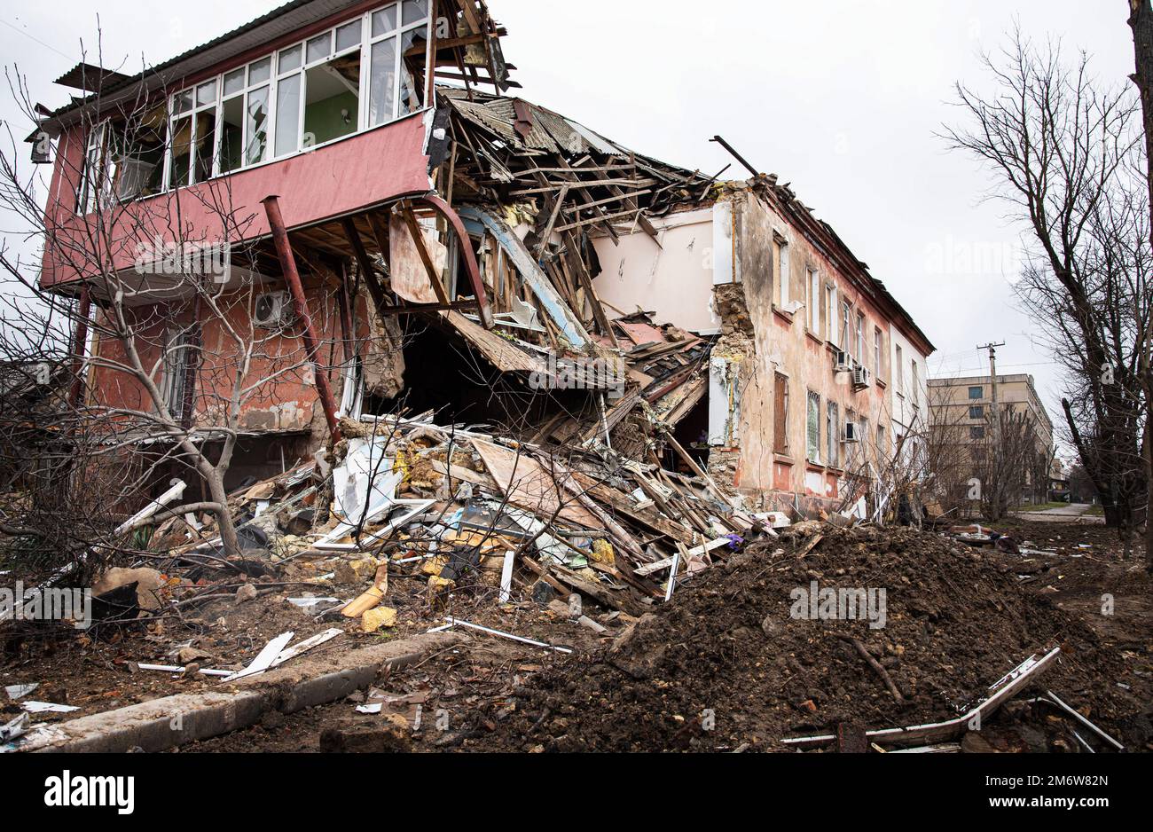 Civilian infrastructure damage hi-res stock photography and images - Alamy