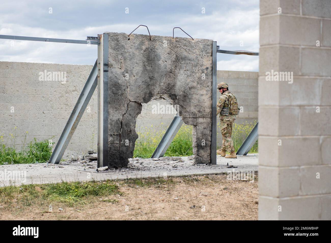 Mobility and counter mobility platoon hi-res stock photography and ...
