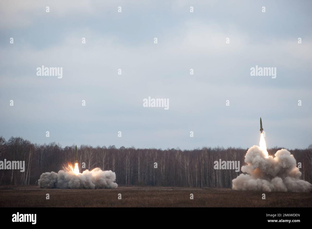 Launch of military missiles Stock Photo - Alamy