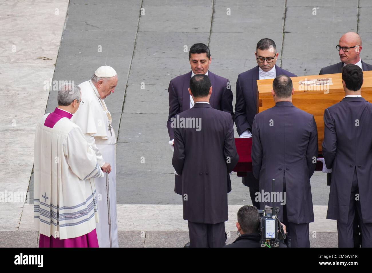 Vatican, Vatican. 05th Jan, 2023. Pope Francis prays and blesses the ...