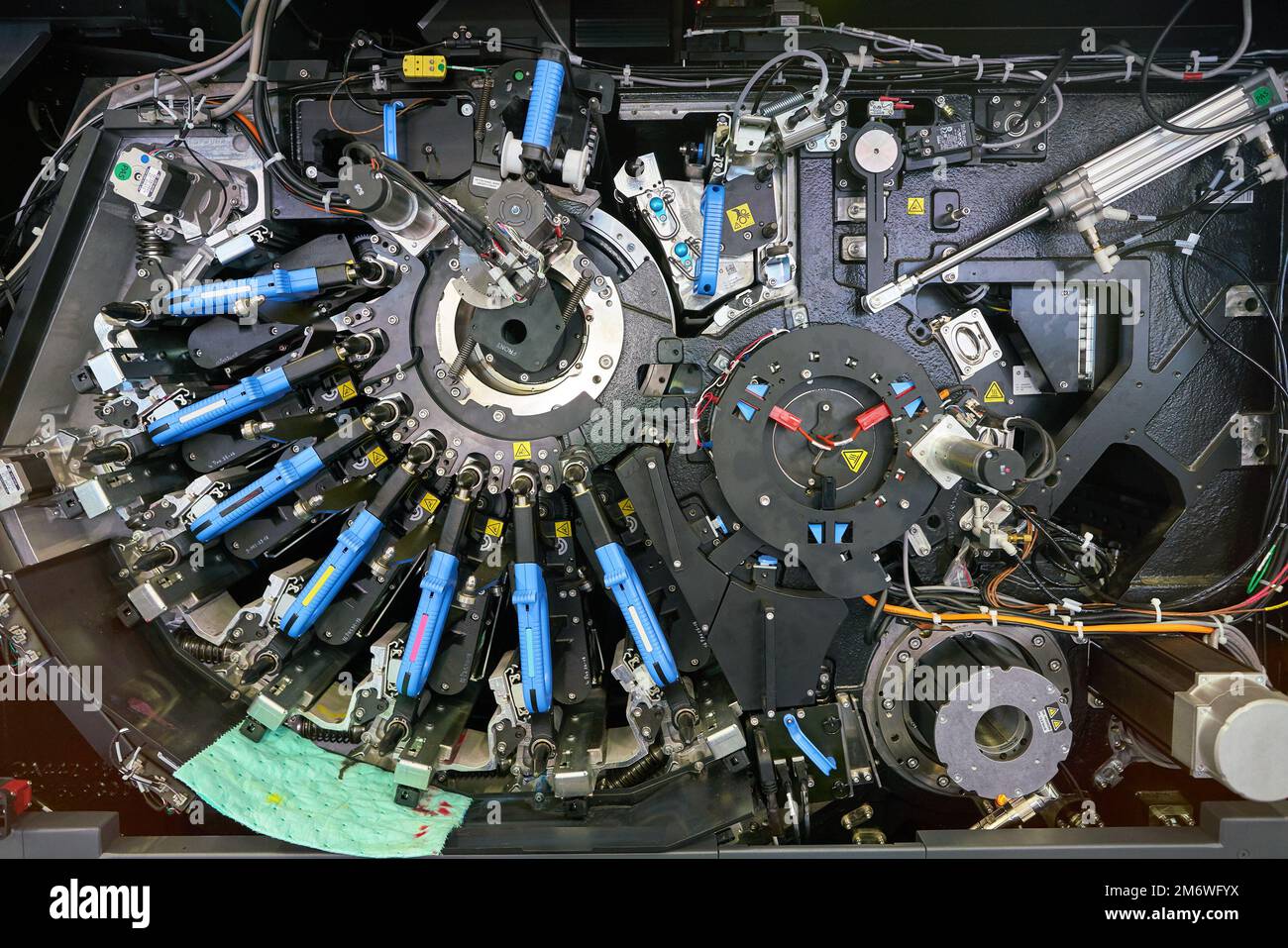 Hp indigo 12000 hd digital press hi-res stock photography and images ...