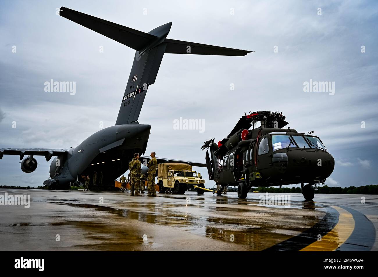 A U.S. Army UH-60M Blackhawk assigned to the 150th Aviation Regiment ...