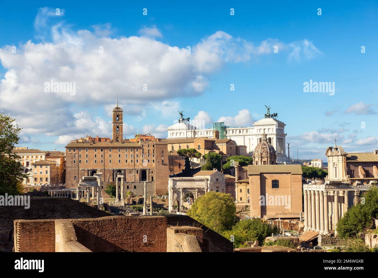Ancient arch avenue hi-res stock photography and images - Alamy