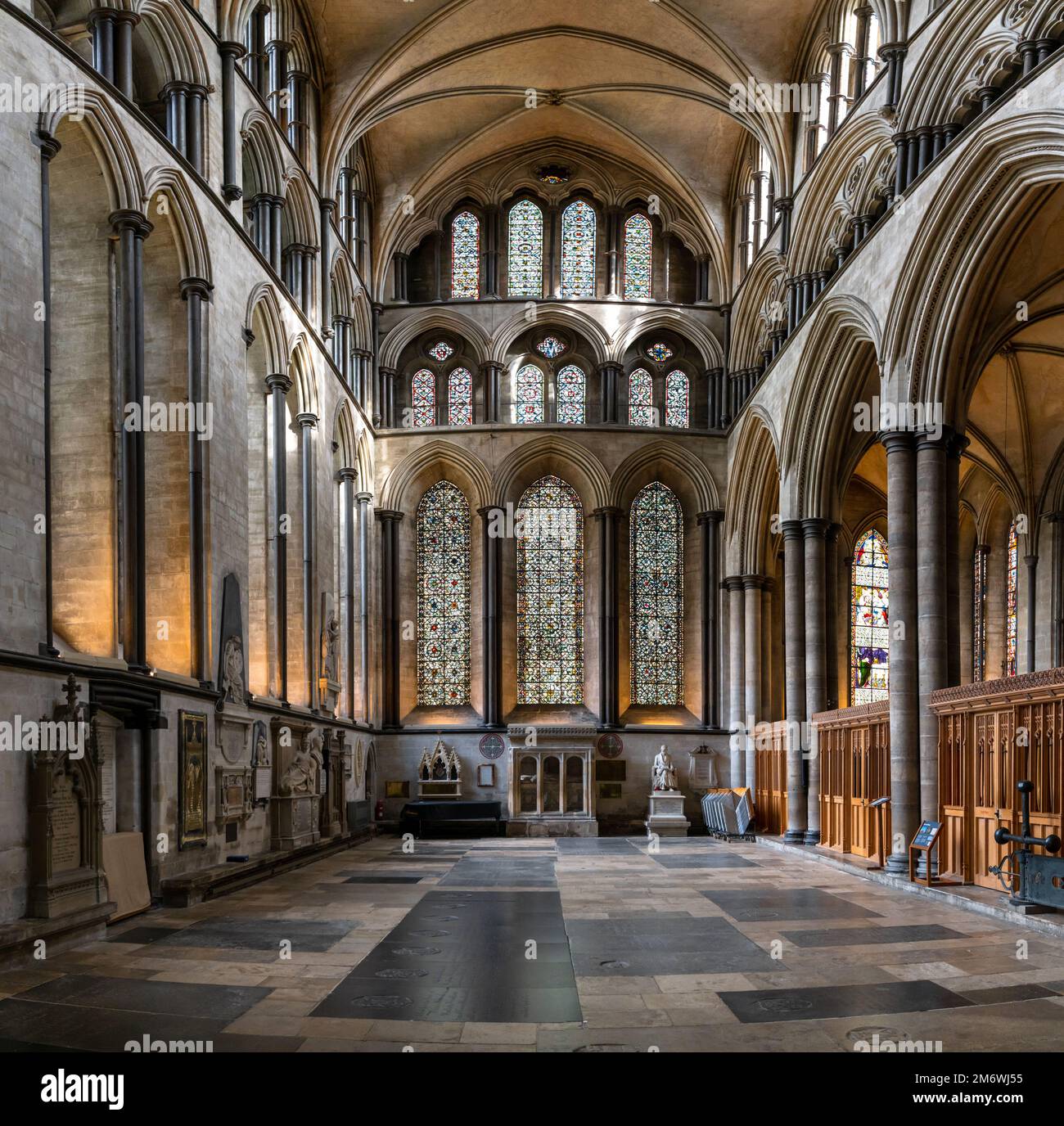 Chapel inside salisbury cathedral hi-res stock photography and images ...