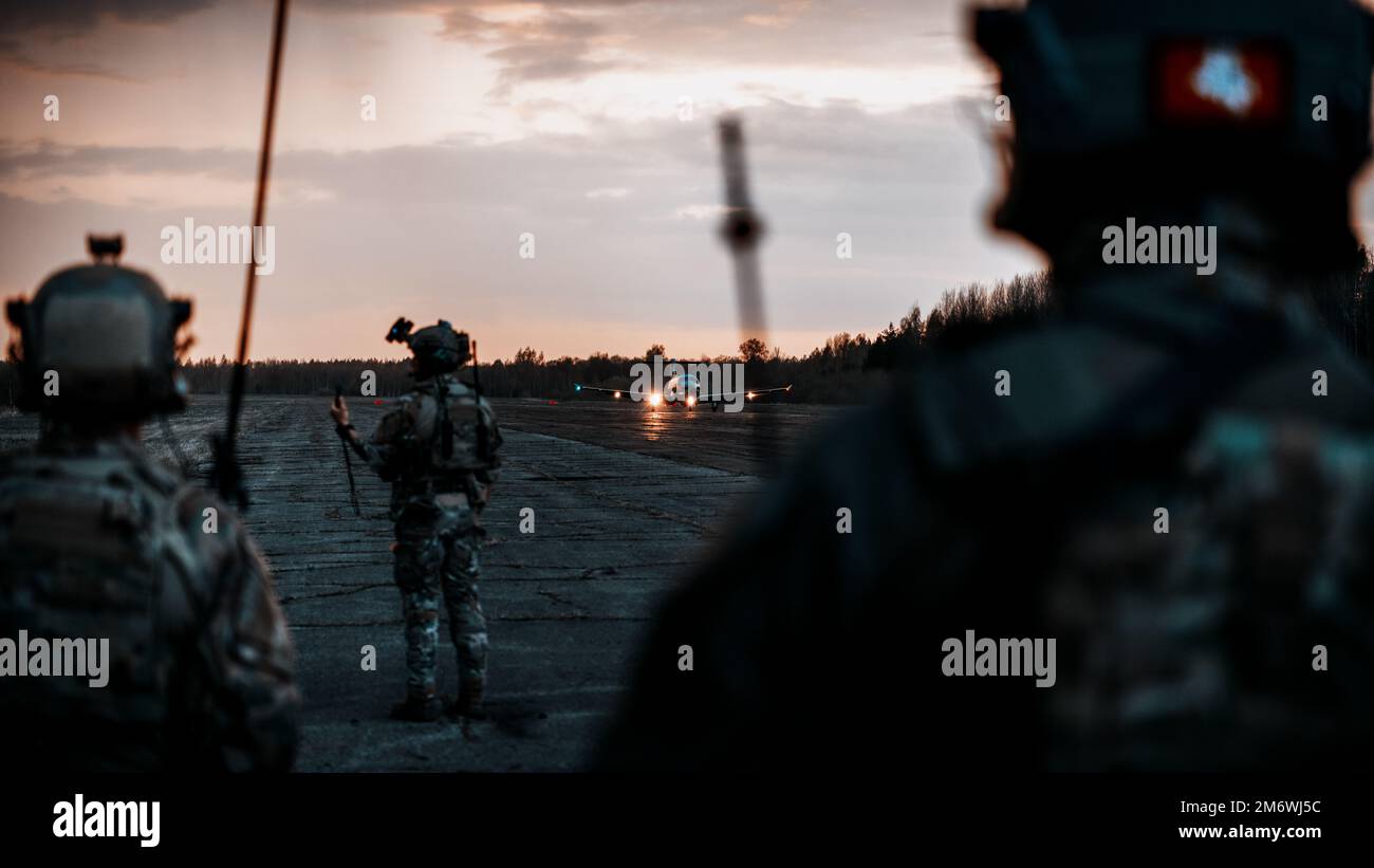 310th special operations squadron hi-res stock photography and images ...