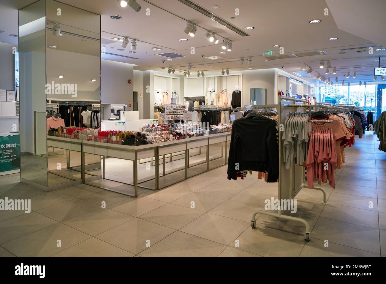 SHENZHEN, CHINA - CIRCA NOVEMBER, 2019: apparel on display at H and M ...