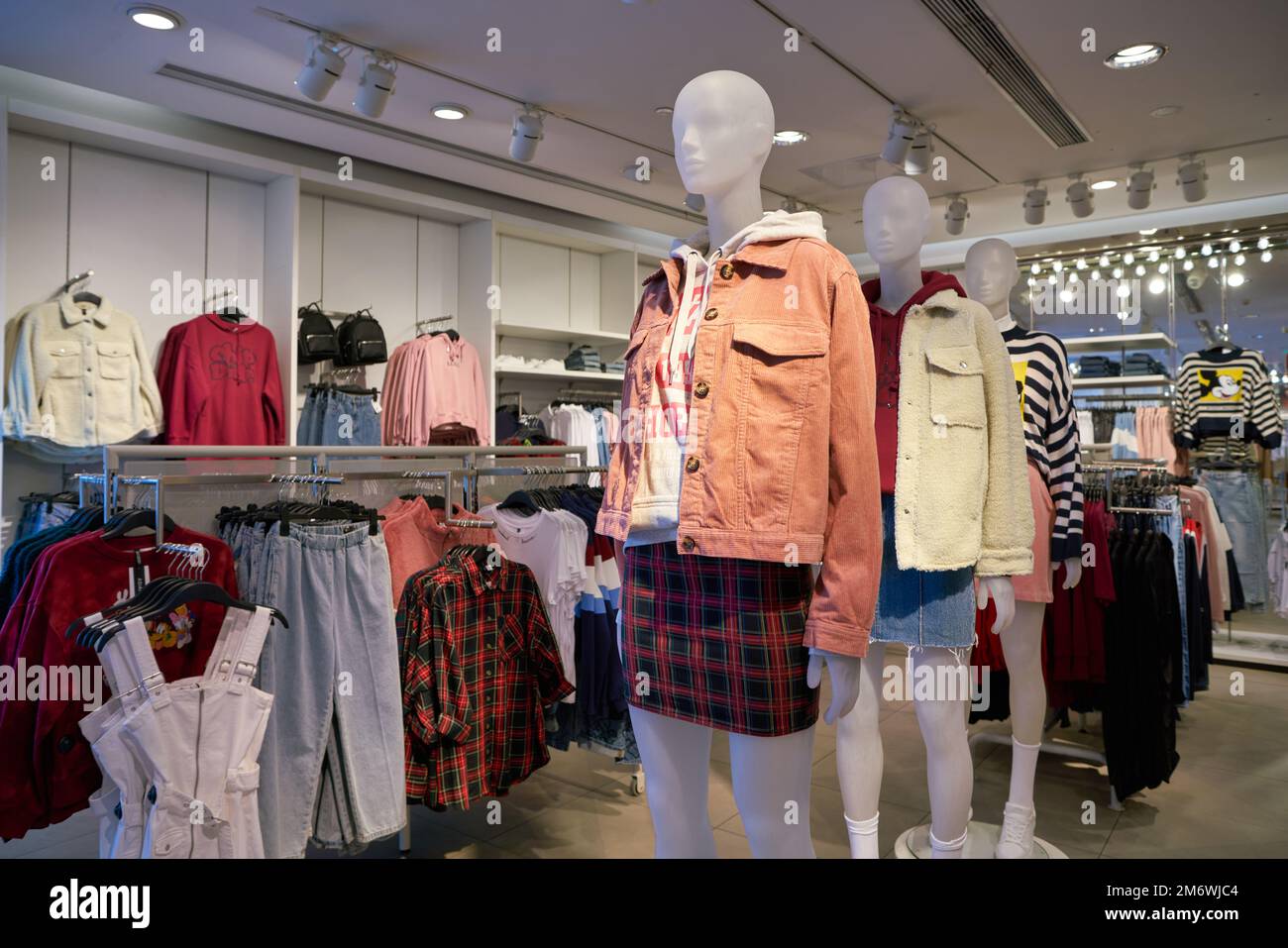 SHENZHEN, CHINA - CIRCA NOVEMBER, 2019: apparel on display at H and M ...