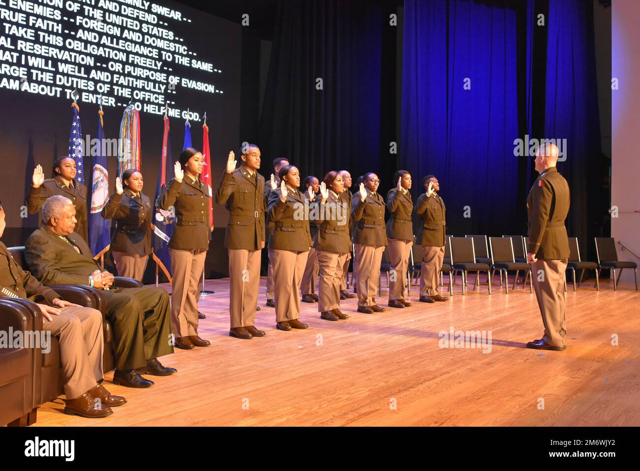 Gen paul e funk ii hi-res stock photography and images - Alamy