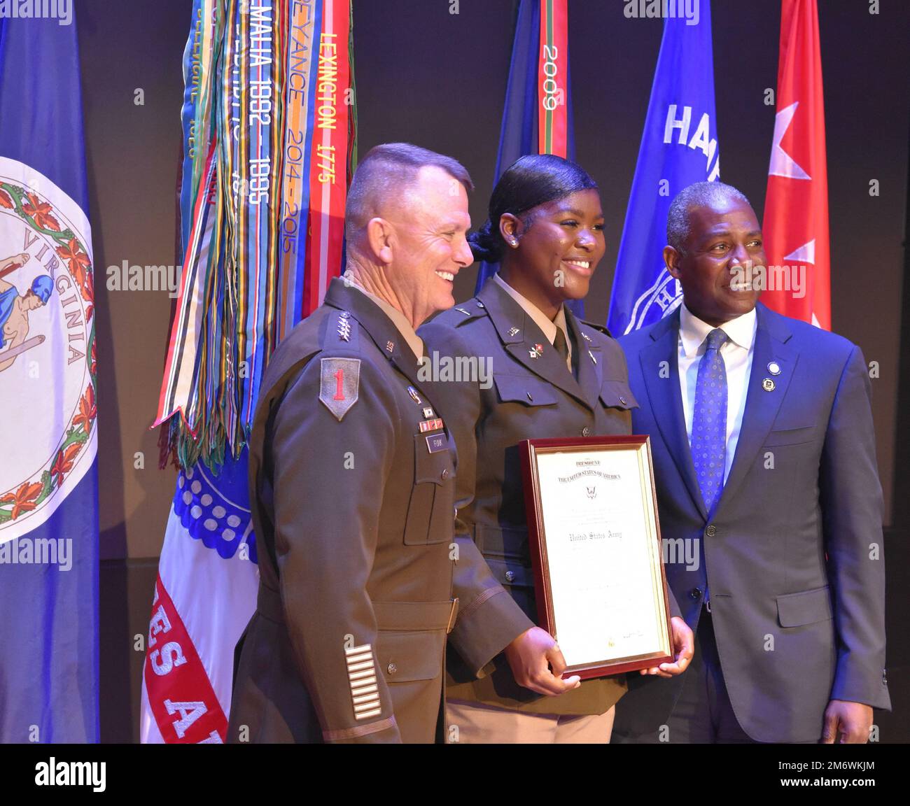Leadership and newly promoted 2nd Lt Stock Photo - Alamy