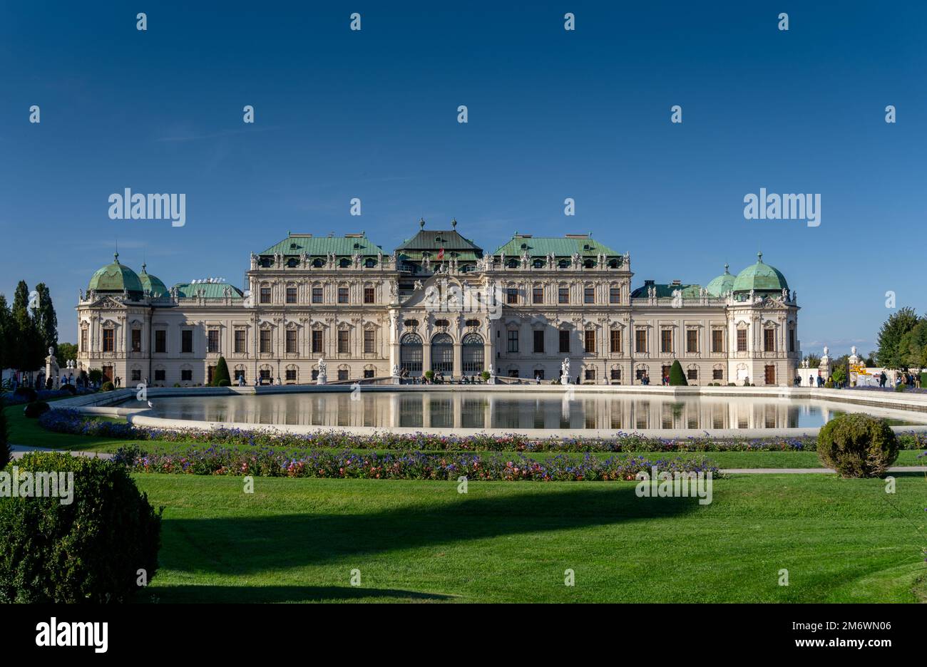 View of the gardens and the Upper Belvedere Palace in downtown Vienna ...
