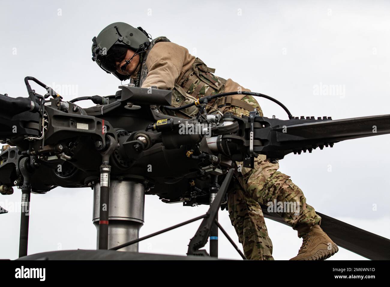 Hh 60 medevac black hawk hi-res stock photography and images - Alamy