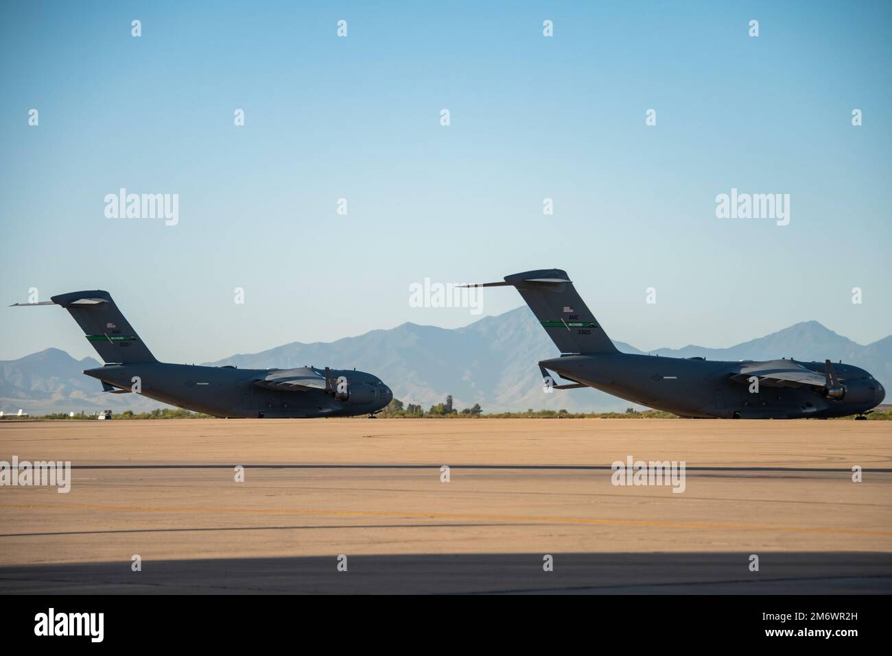 Ukraine mi 17 helicopter hi-res stock photography and images - Alamy