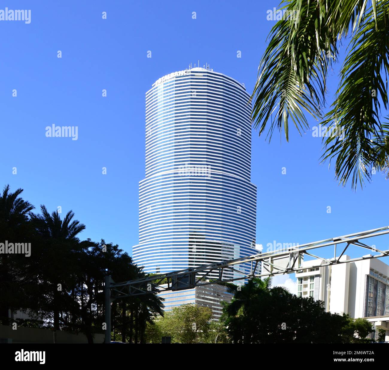 Water front house miami hi-res stock photography and images - Alamy