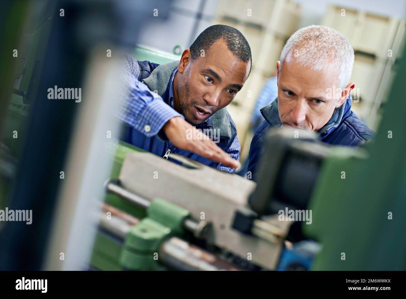 Machinery manufacturing hi-res stock photography and images - Alamy
