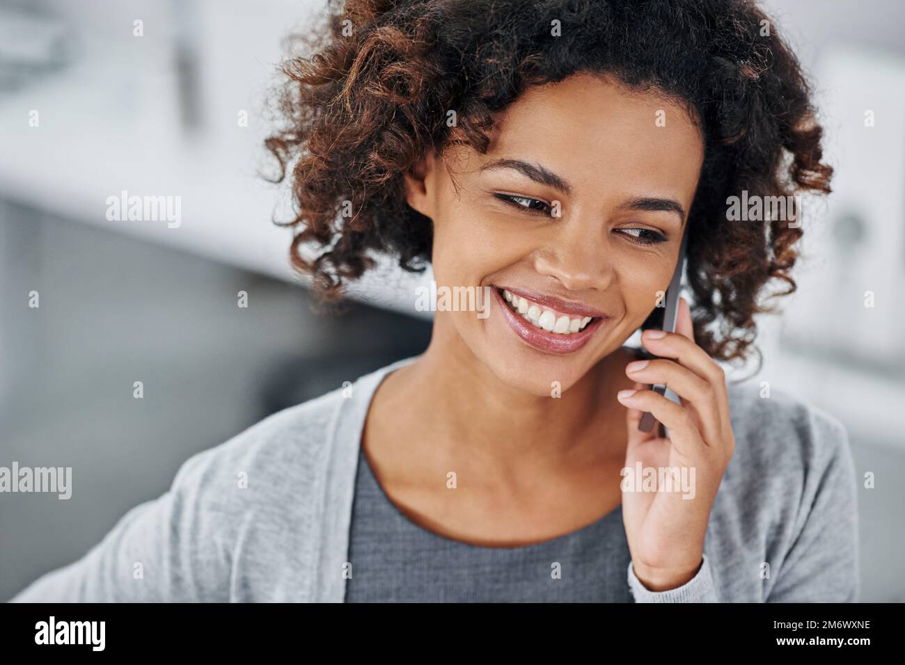 Taking calls hi-res stock photography and images - Alamy